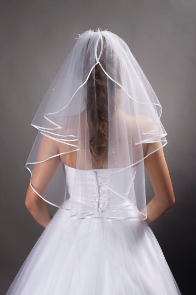 Welony ślubne z tiulu i muślinu